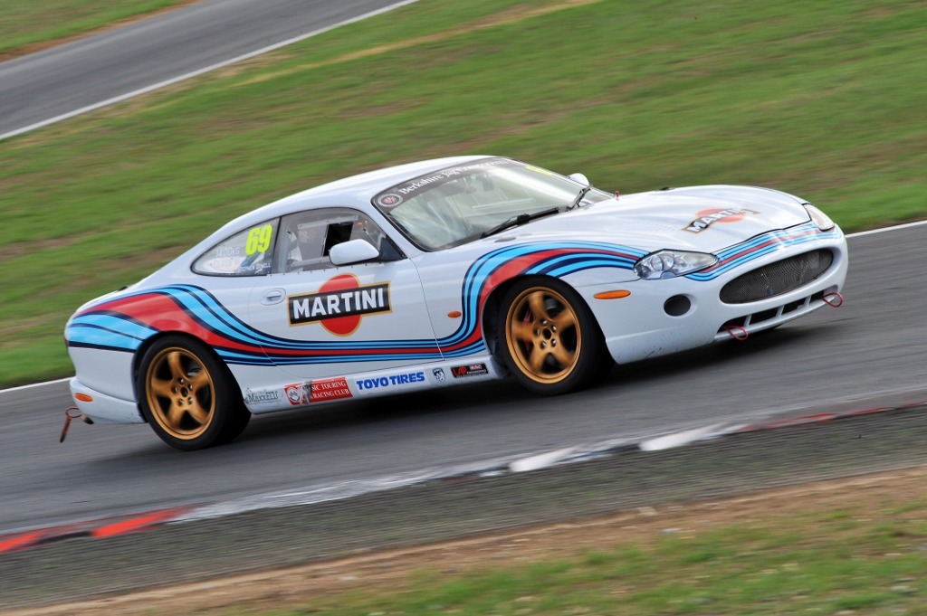 Snetterton Lays Golden Reward - Swallows