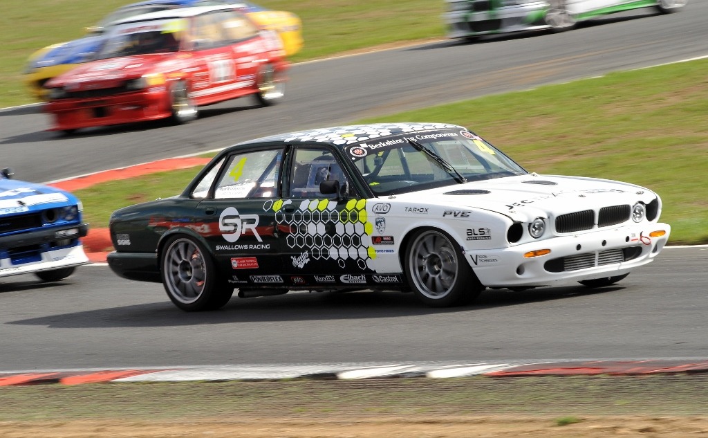 Snetterton Lays Golden Reward - Swallows